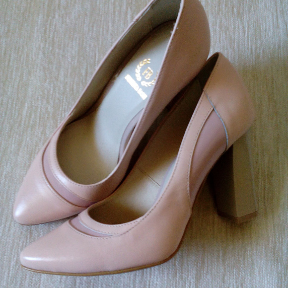 Federica Bassi | Shoes | Nib Federica Bassi Nude Pumps | Poshmark